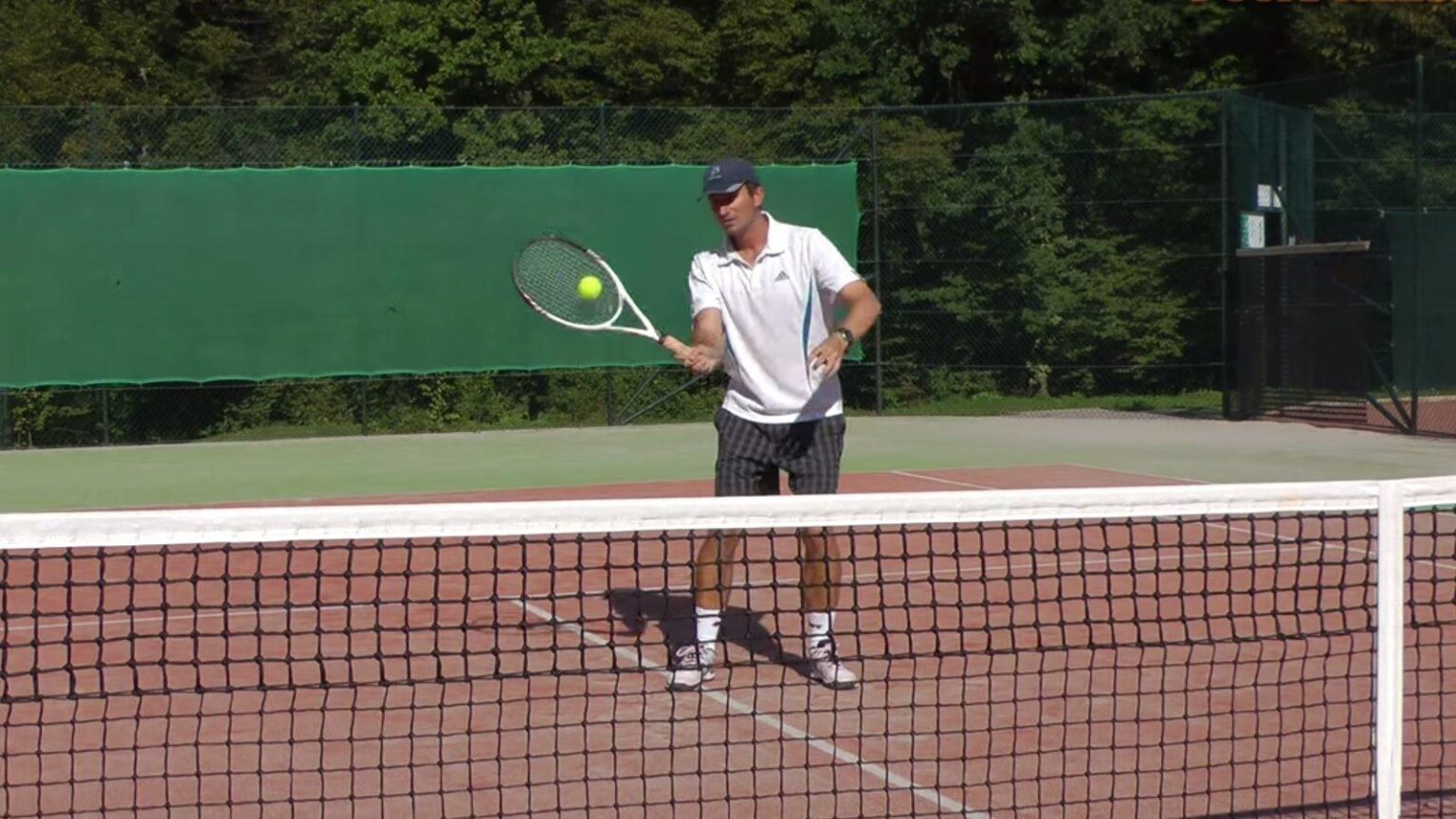 The Flowing Tennis Volley Technique And Drills To Master It | Feel Tennis