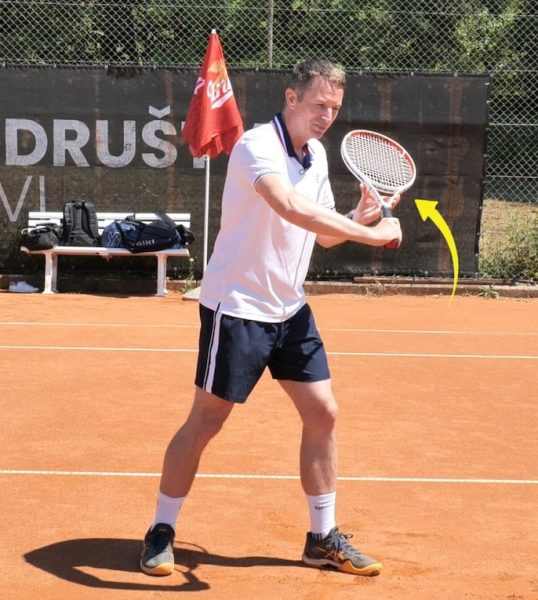 Tennis Backhand Volley Technique: A Simple 5-Step Guide | Feel Tennis