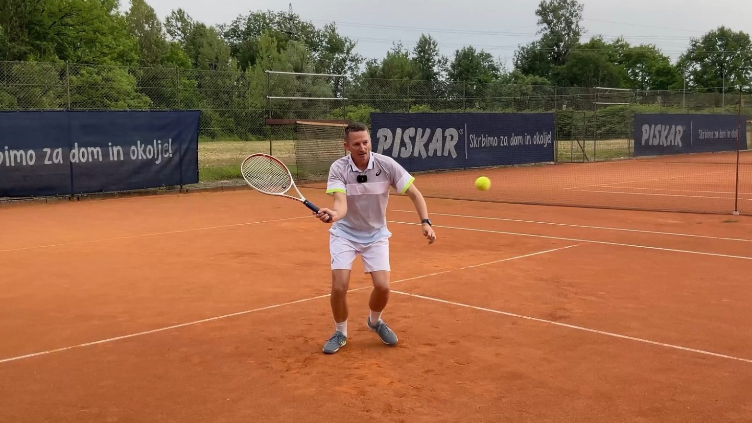 Tennis Backhand Volley Technique: A Simple 5-Step Guide | Feel Tennis
